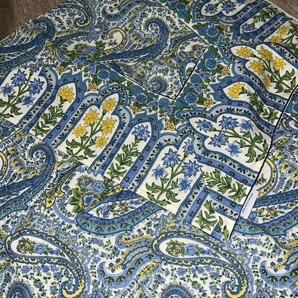 April Cornell | Dining | April Cornell Gorgeousrectangle Tablecloth Euc ...